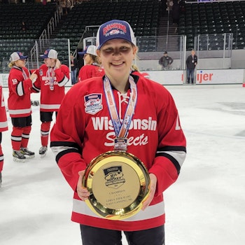 Kayla Dogs - Ice Hockey - Wisconsin Selects